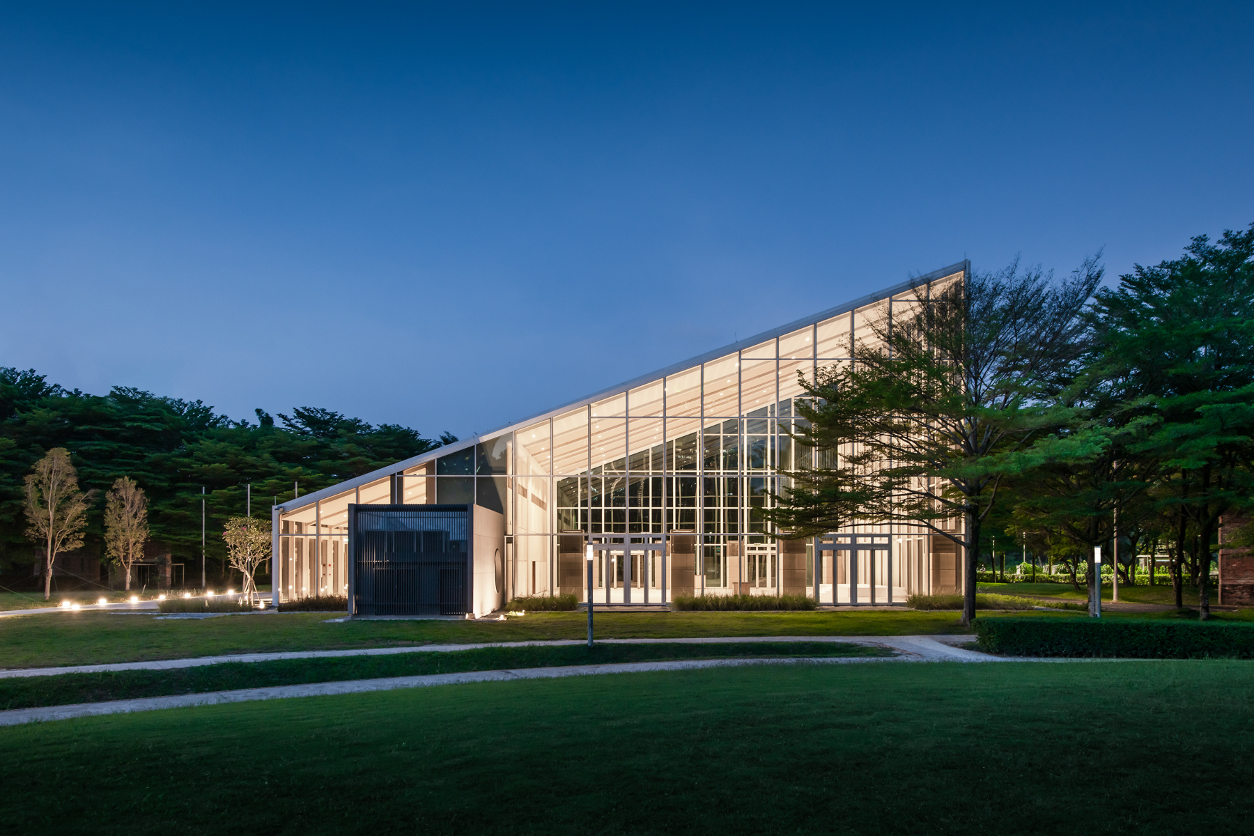 Sentul Pavilion: Enjoy Your Next Event Within the Serenity of a Private ...