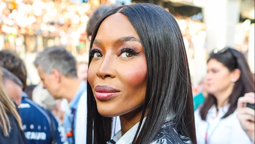 Here's the Secret to Naomi Campbell's Razor Sharp Cheekbones