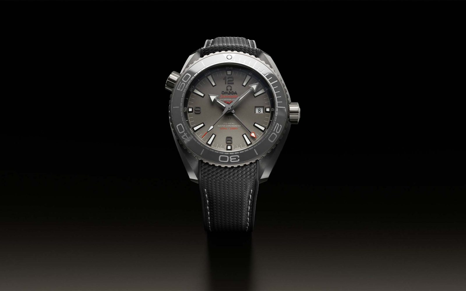 7 GMT Watches for 2023 to Help You Keep Up with the Times