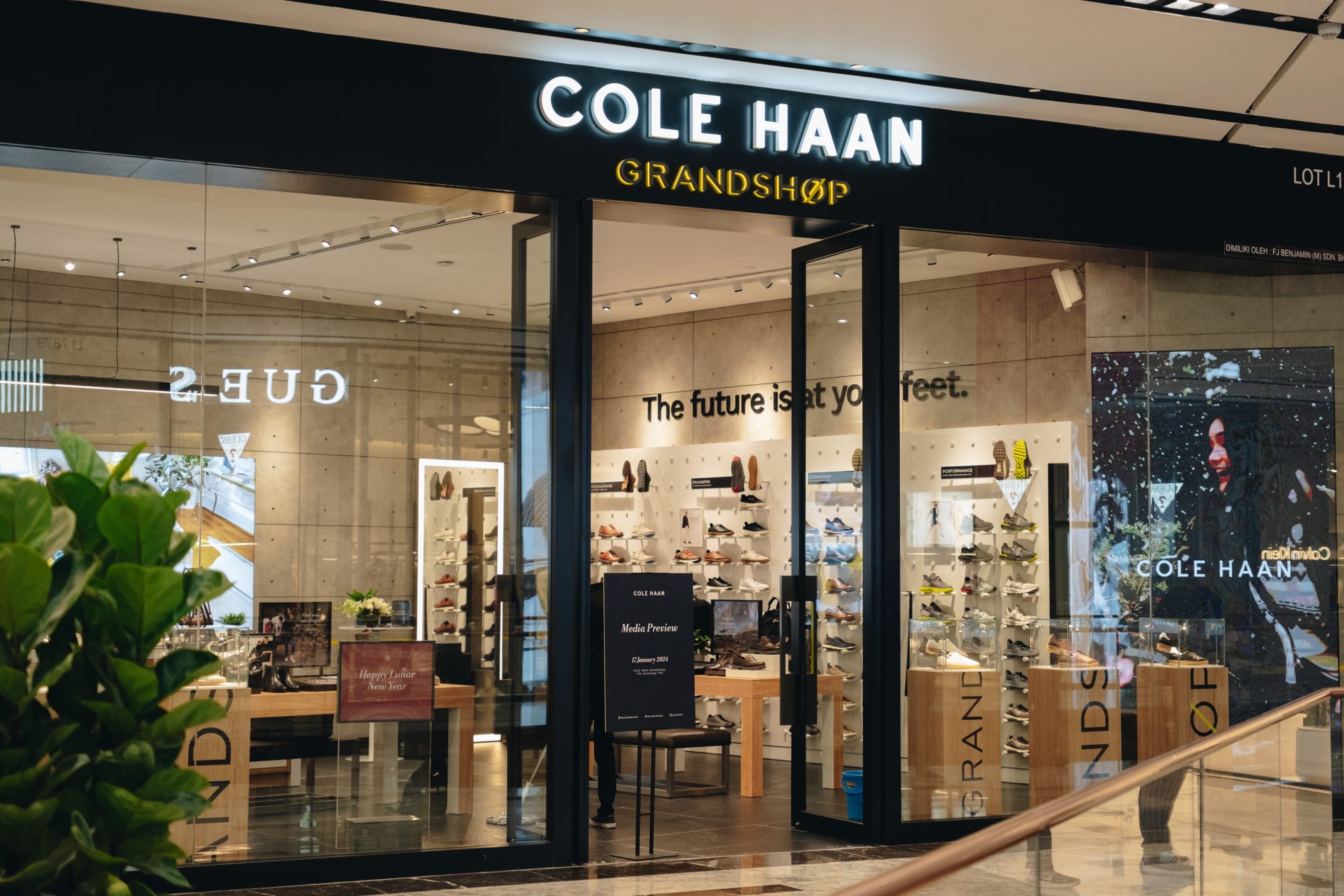 Cole Haan Masters the Art of Walking in its Spring 2024 Collection