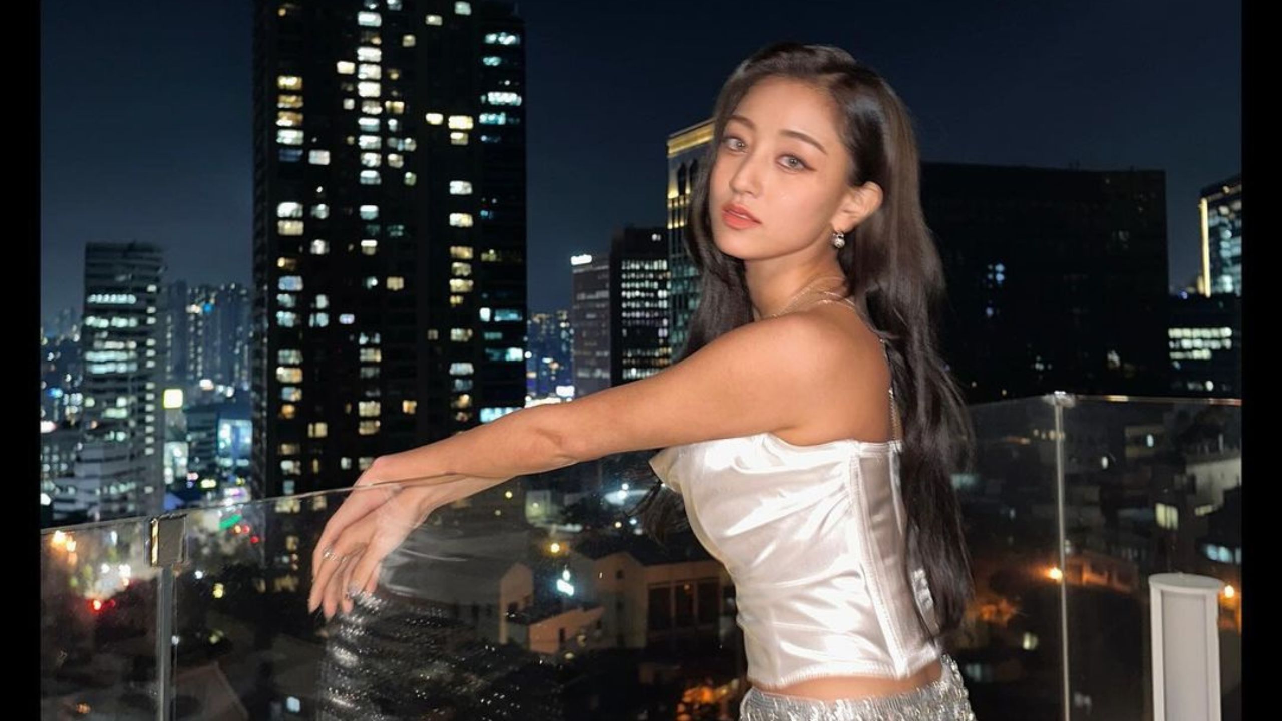 Jihyo’s Off-Duty Style: Fashion Trends Worn by the TWICE Leader