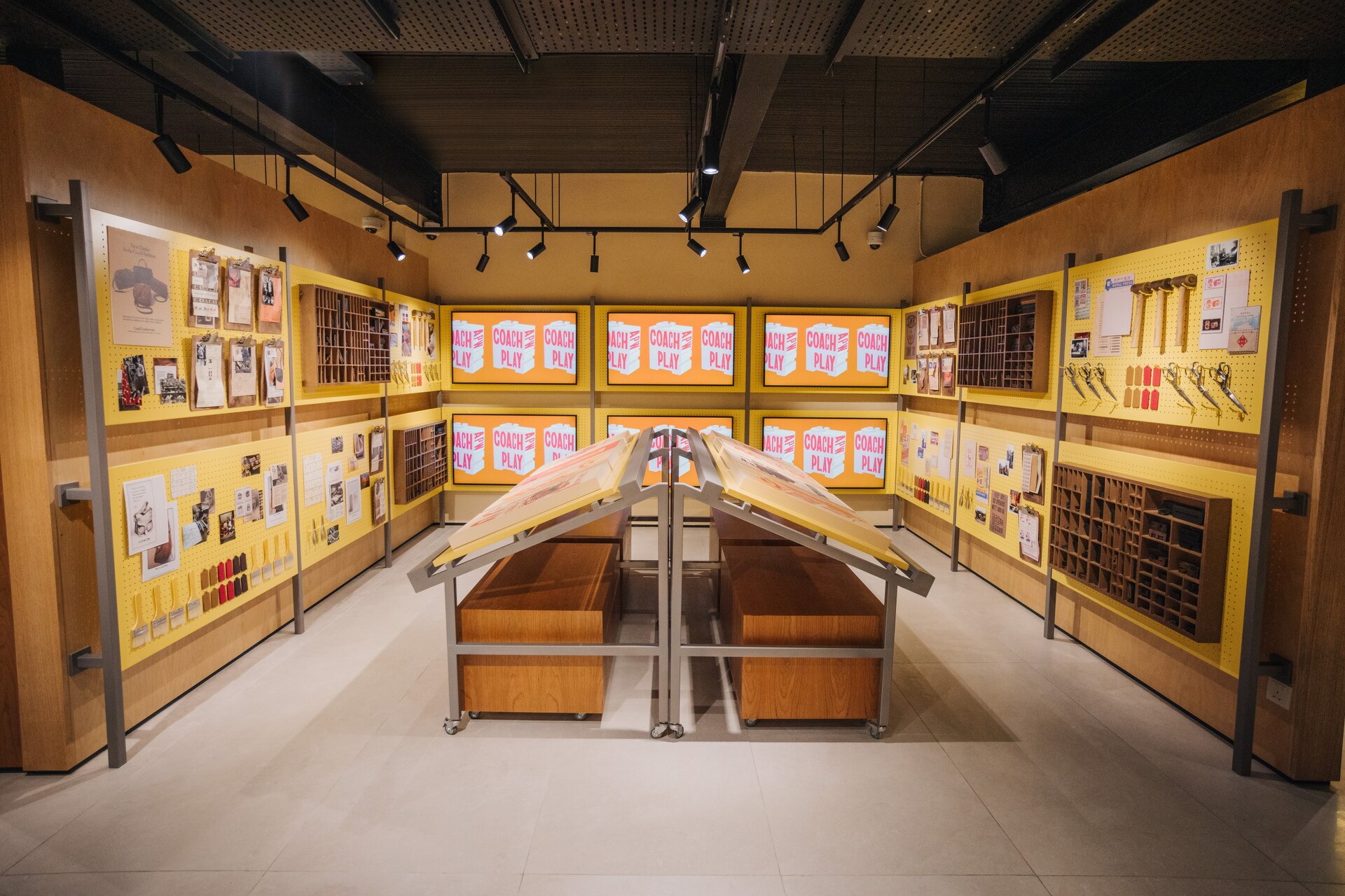 Coach Play APW: Where the Art of Printing Meets Leathercrafts