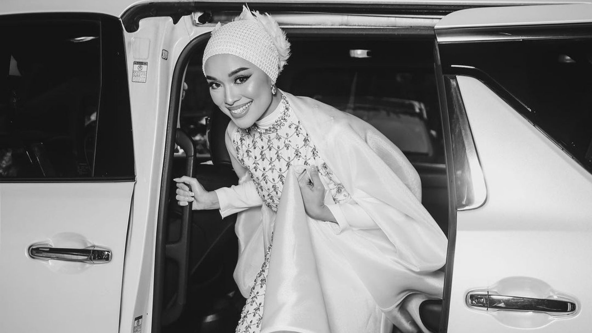 At the Vanity Table with... Sofea Shra